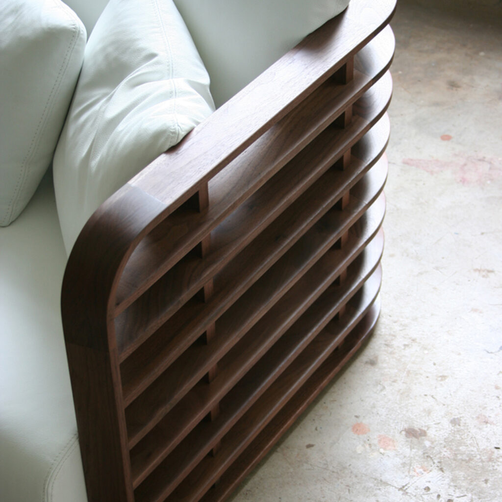 Liner Sofa – 1 Seater – Air Division